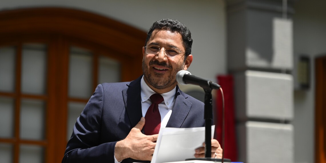 Martí Batres conmemora 85 años del Exilio Republicano Español en México ...